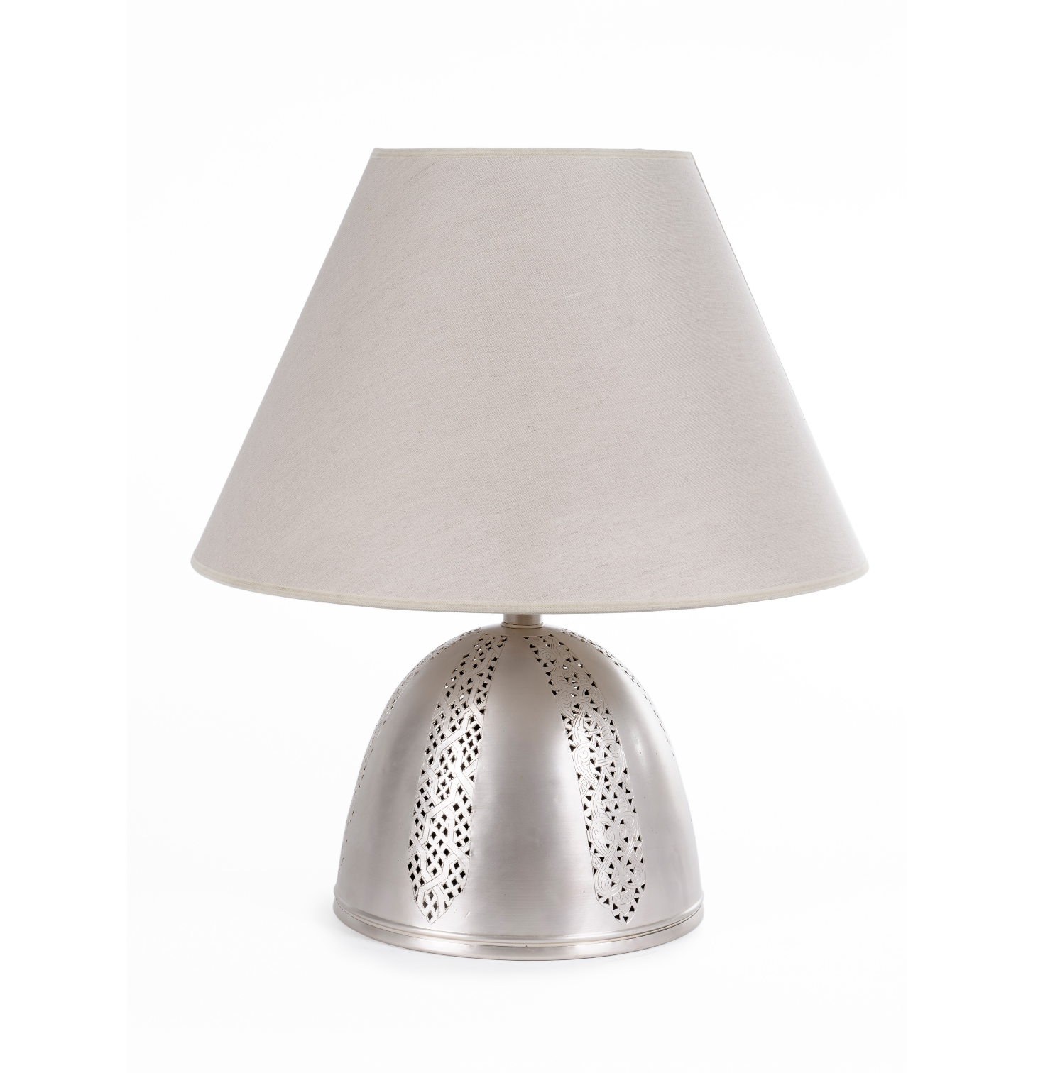 Half-Dome Table Lamp – Symmetry Series – Craftsmanship